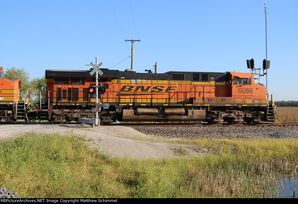 BNSF 6086